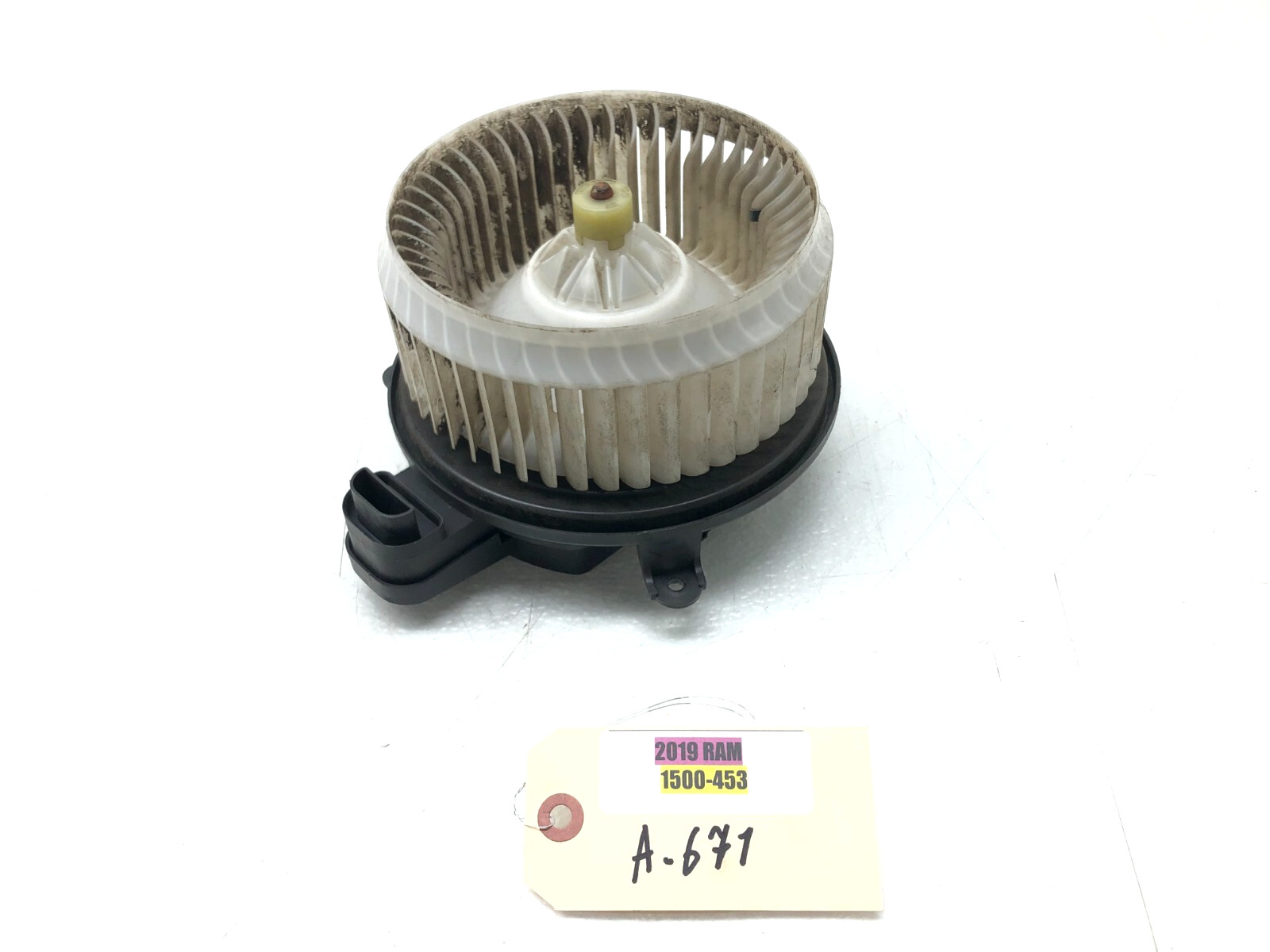Used 2019-2025 Ram 1500 Crew Cab A/c Heat Blower Motor Oem New Style ...