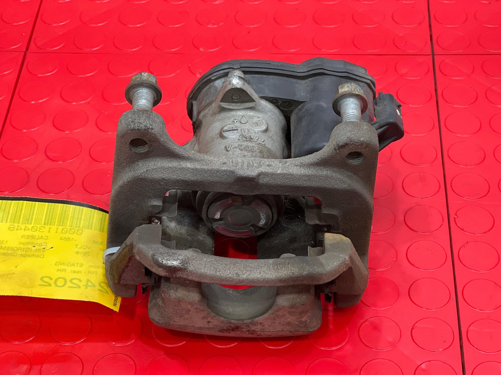Used 2016-2019 Chevy Volt Bolt Rear Brake Caliper / Actuator Assembly ...