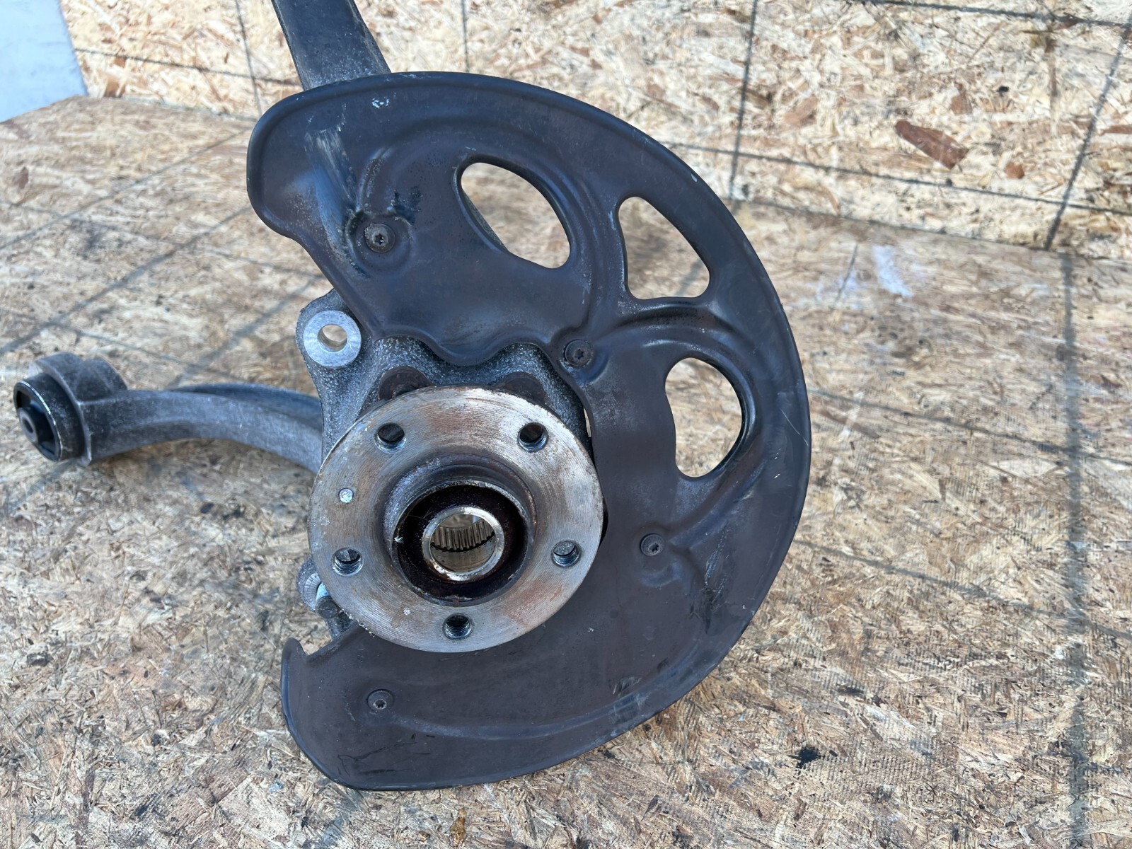 Used Right Front Spindle Knuckle W/control Arms Oem 64k 2013-2016 Audi ...