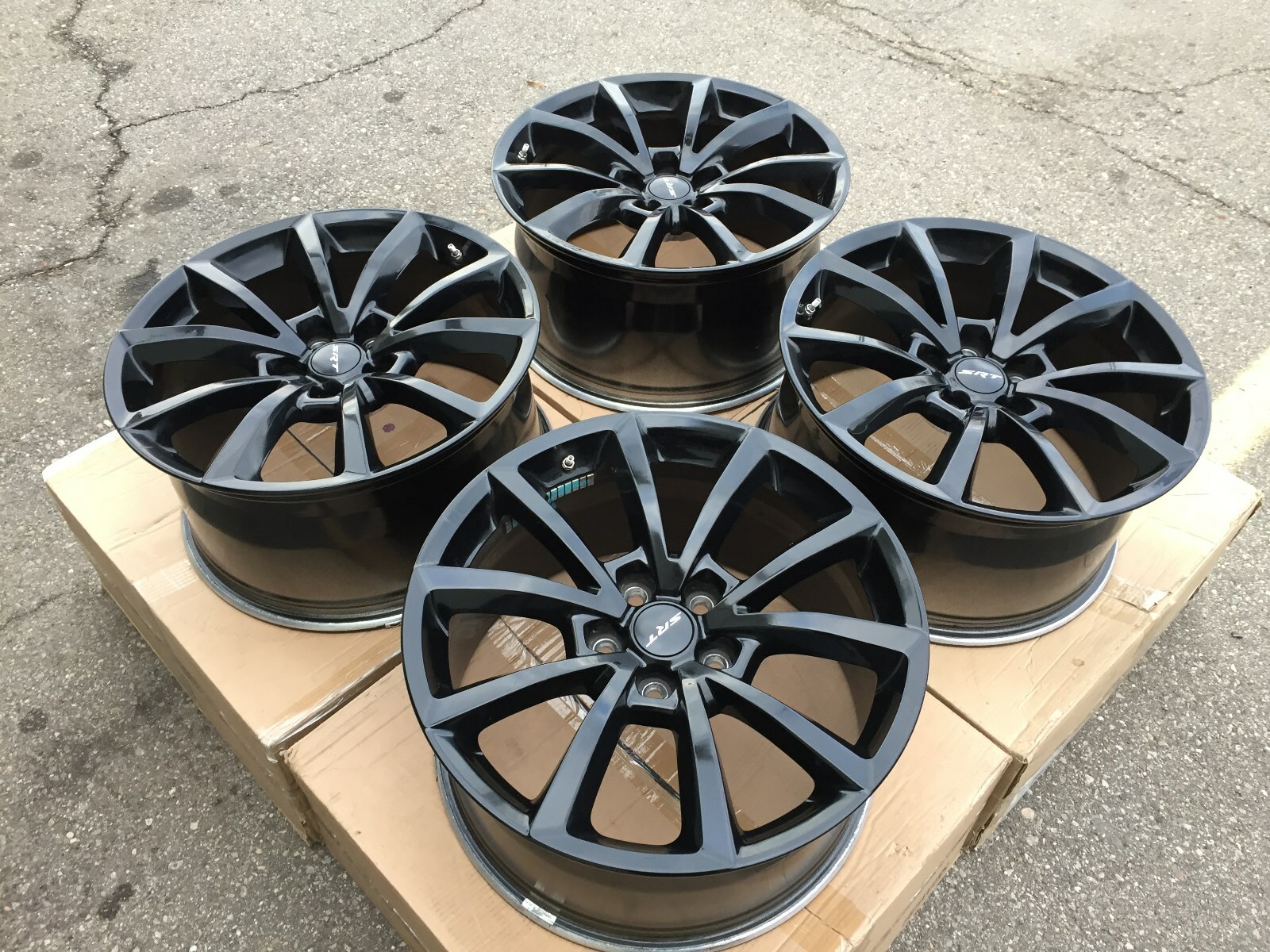 Used 2020 Oem Jeep Grand Cherokee Srt Trackhawk Dodge Durango Rt Set ...