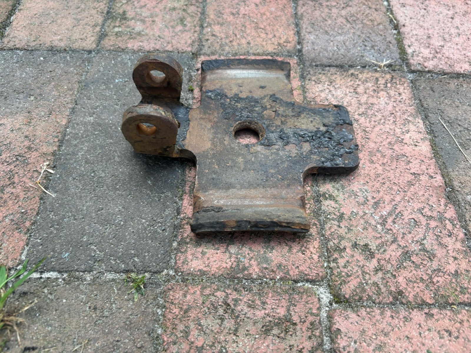 Used 1980 1997 - Ford Obs F250 F350 Front Axle Lower Shock Mount ...