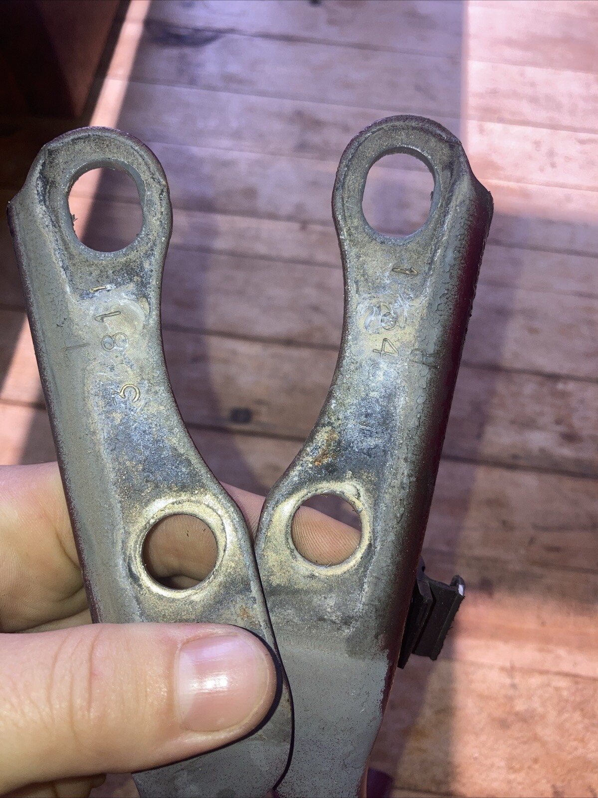 Used 2003-2008 Pontiac Vibe Hood Hinges Pair Set Lh Rh Oem for Sale ...