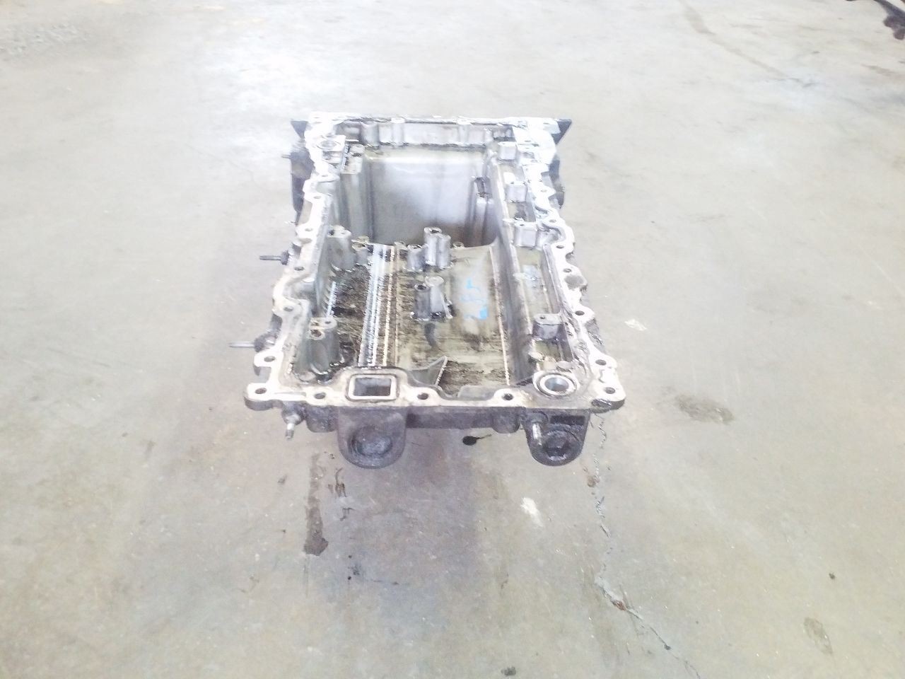 Used 6.7l Upper Oil Pan | Fits 2011-2020 Ford F250 F350 F450 F550 for ...