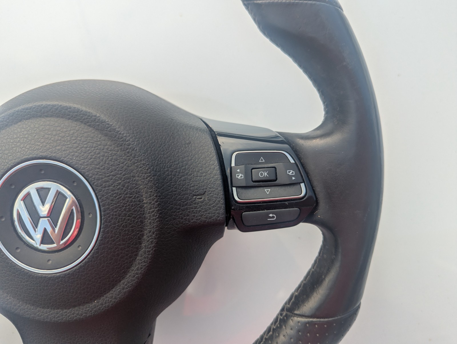 Used 2010-2014 Vw Mk6 Golf R Gti Tdi 6 Speed Flat Bottom Steering Wheel ...