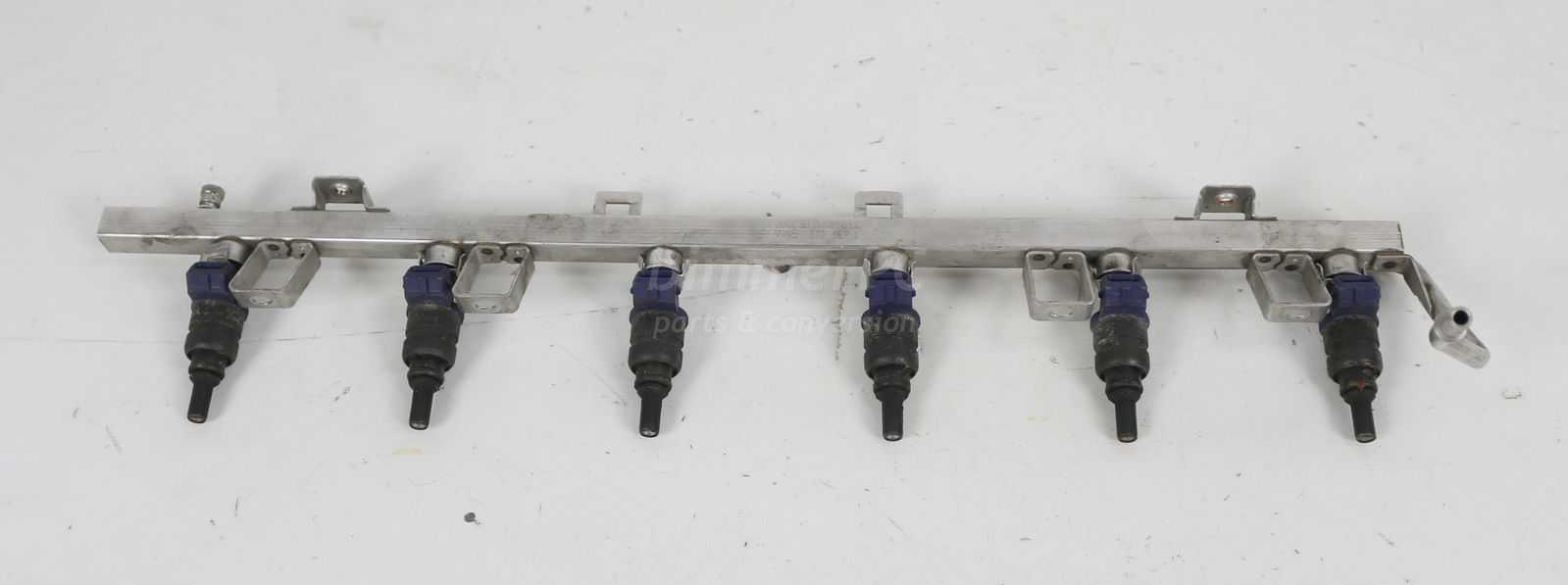 Used Bmw M54 3.0l Engine Fuel Rail W Injectors E39 E46 E53 E60 E83 E85 ...