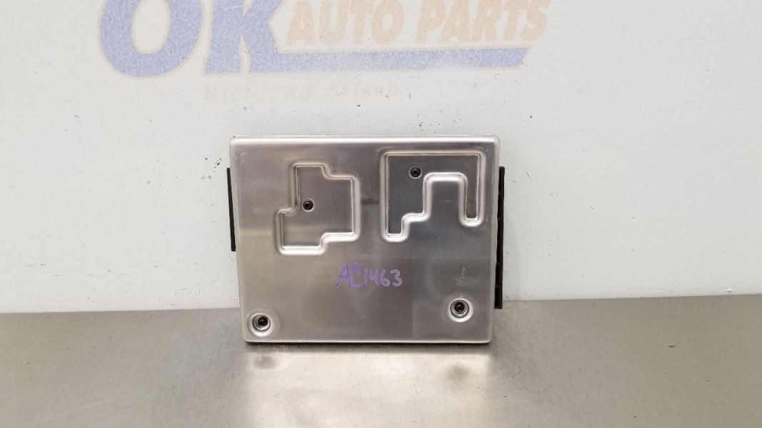 Used 2017 Porsche Macan Gts 95b Rear Body Control Module Bcm ...