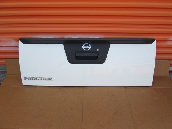 Used Nissan Frontier Tailgates and Liftgates for Sale