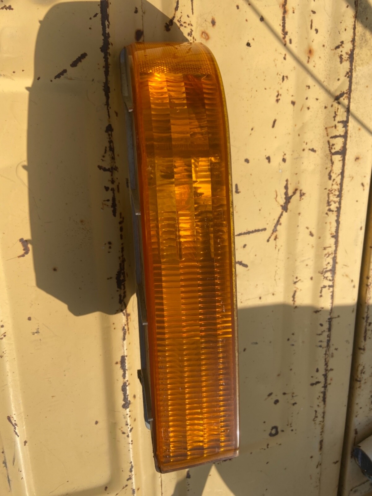 Used Oem Ford Turn Signal Lamp 1992-1996 Ford Truck Bronco F-150 F-250 ...