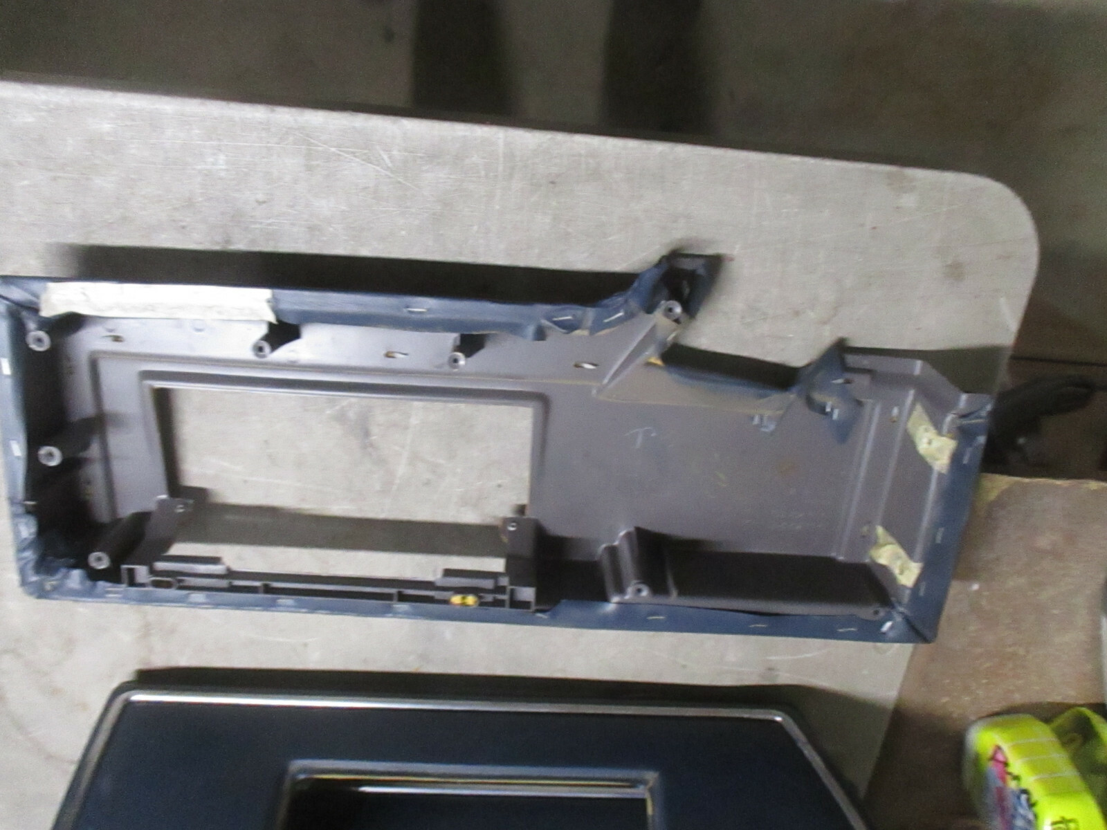 Used Passenger Front Door Arm Rest Cadillac Brougham 4 Dr 1990-1992 for ...