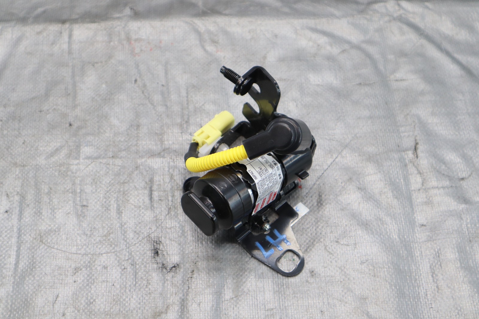 Used 2024 Nissan Z 3.0l Rz34 Vr30 Oem Lh Side Hood Pop Up Pyro Actuator ...