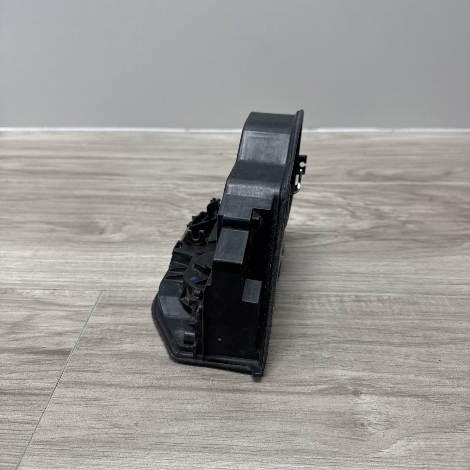 Used Bmw E82 E90 E92 F22 F30 F32 E60 F10 M3 X5 Front Left Door Lock ...