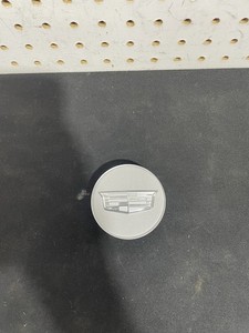 Used 2022 Cadillac XT5 Wheel Center Caps for Sale