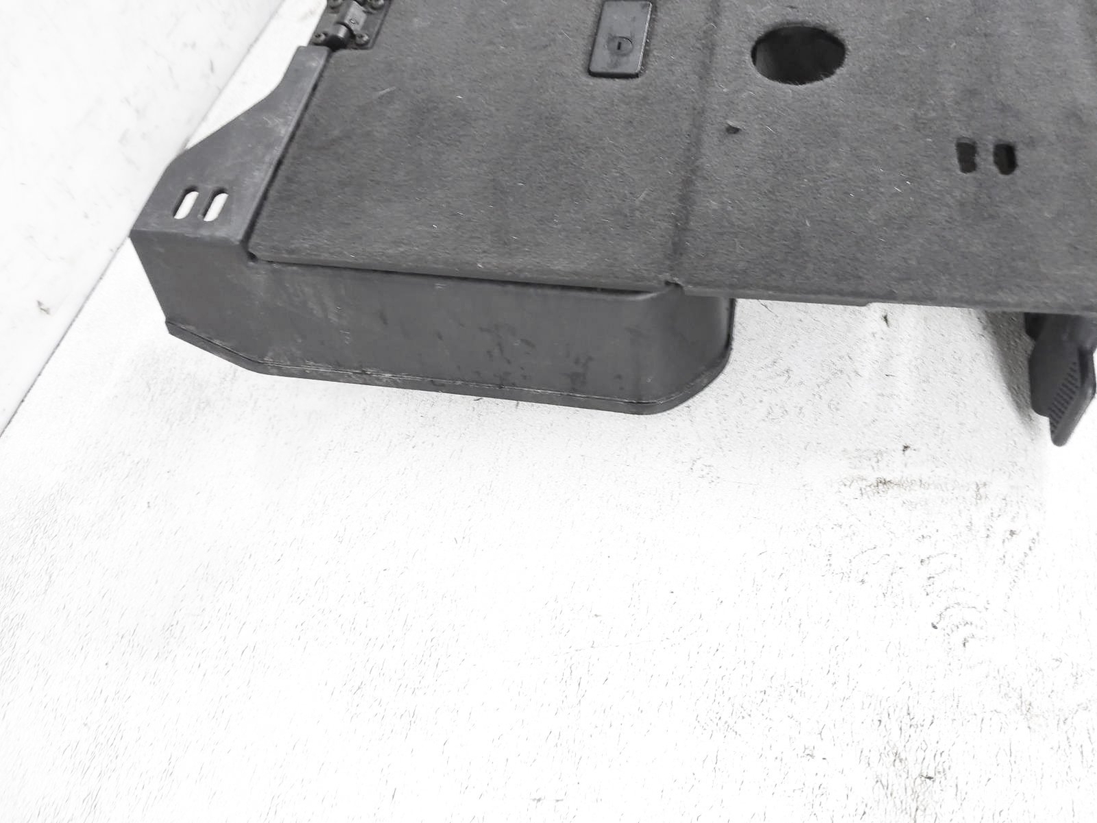 Used 2018-2019 Nissan Titan Rear Under Storage Box Assy 84985-ez20d for ...
