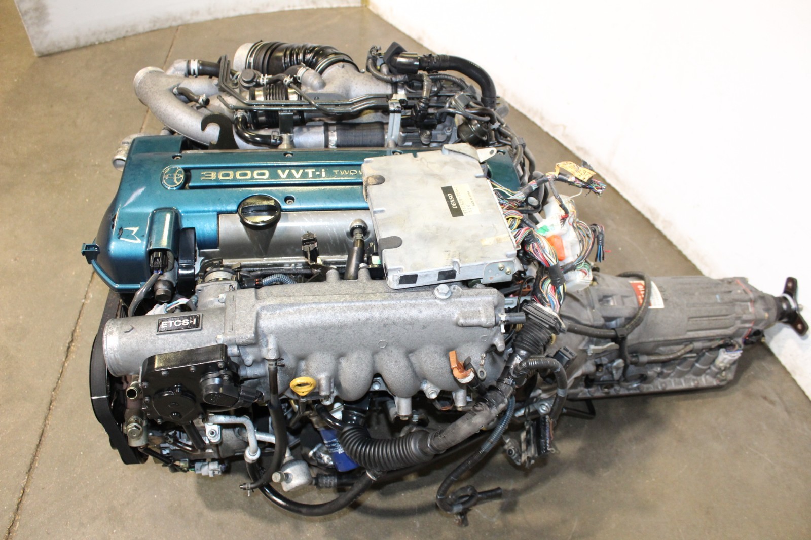 Used Toyota Jdm 2jzgte Vvti Twin Turbo Aristo Supra 2jz Engine And ...
