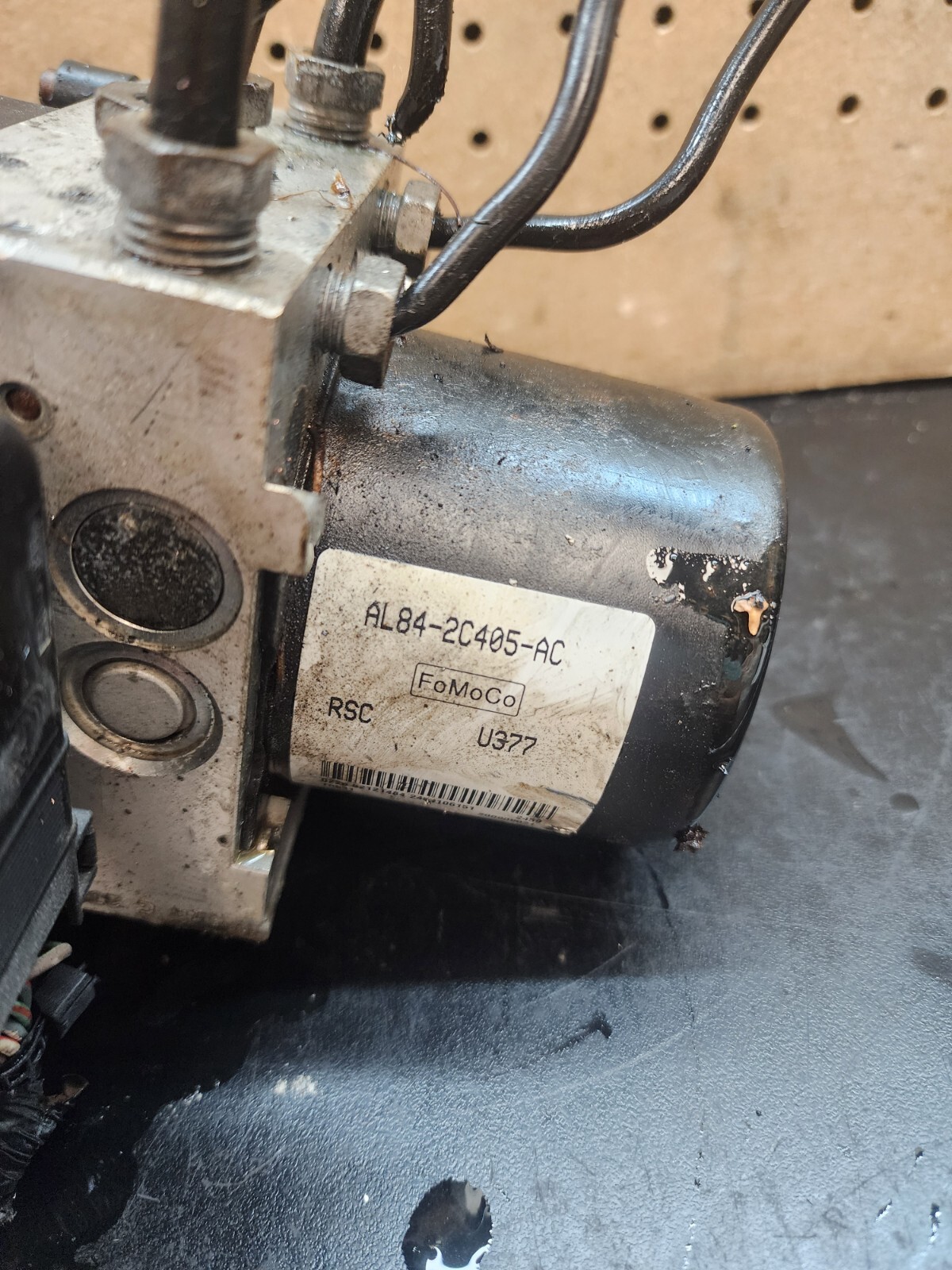 Used 2010-2012 Ford Escape Anti-lock Brake Pump Abs Module Controller ...