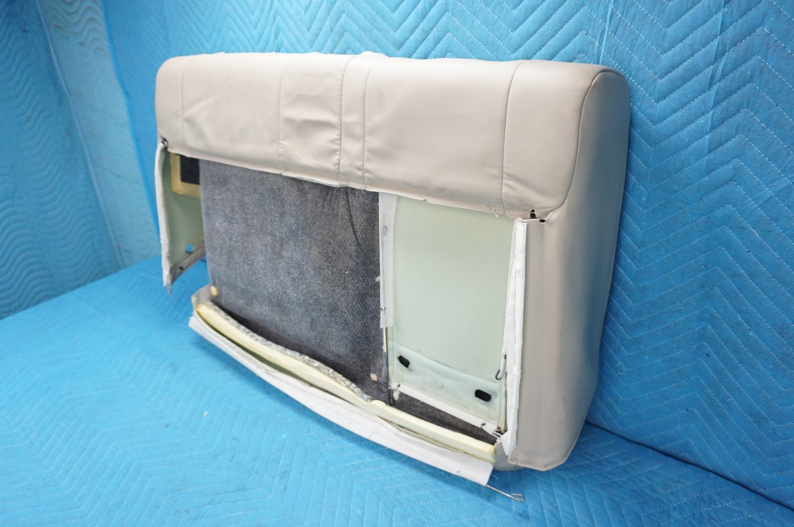 Used Lexus Lx470 2nd Row Seat Upper Cushion Driver Side 2004-2007 Ivory ...