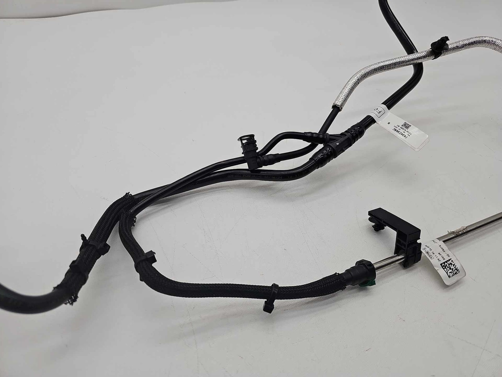 Used 2023-2025 Ford F250 F350 6.7 L Diesel Fuel Tube 8k Mi Pc3z9j279b ...