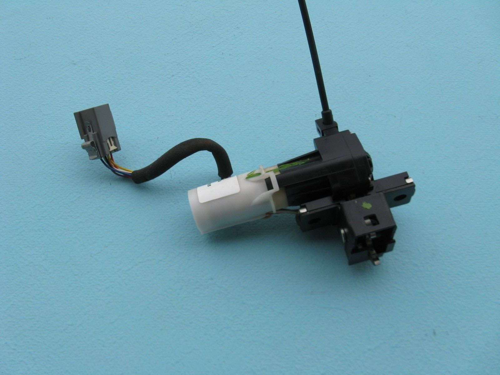 Used 0 0 0 0 0 0 Jaguar Xj Xj Xjr Rear Gate Lid Trunk Hatch Lock Latch ...