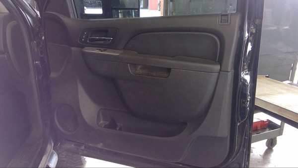 Used Chevrolet Silverado 2500 Interior Door Panels and Parts for Sale