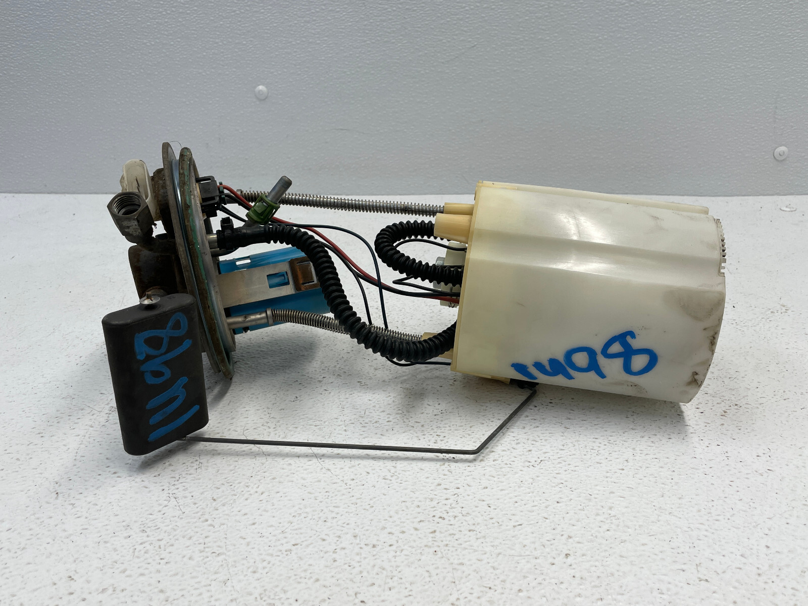 Used 2006-2008 Hummer H3 Gas Tank Fuel Pump Unit Assembly 1498 Oem for ...