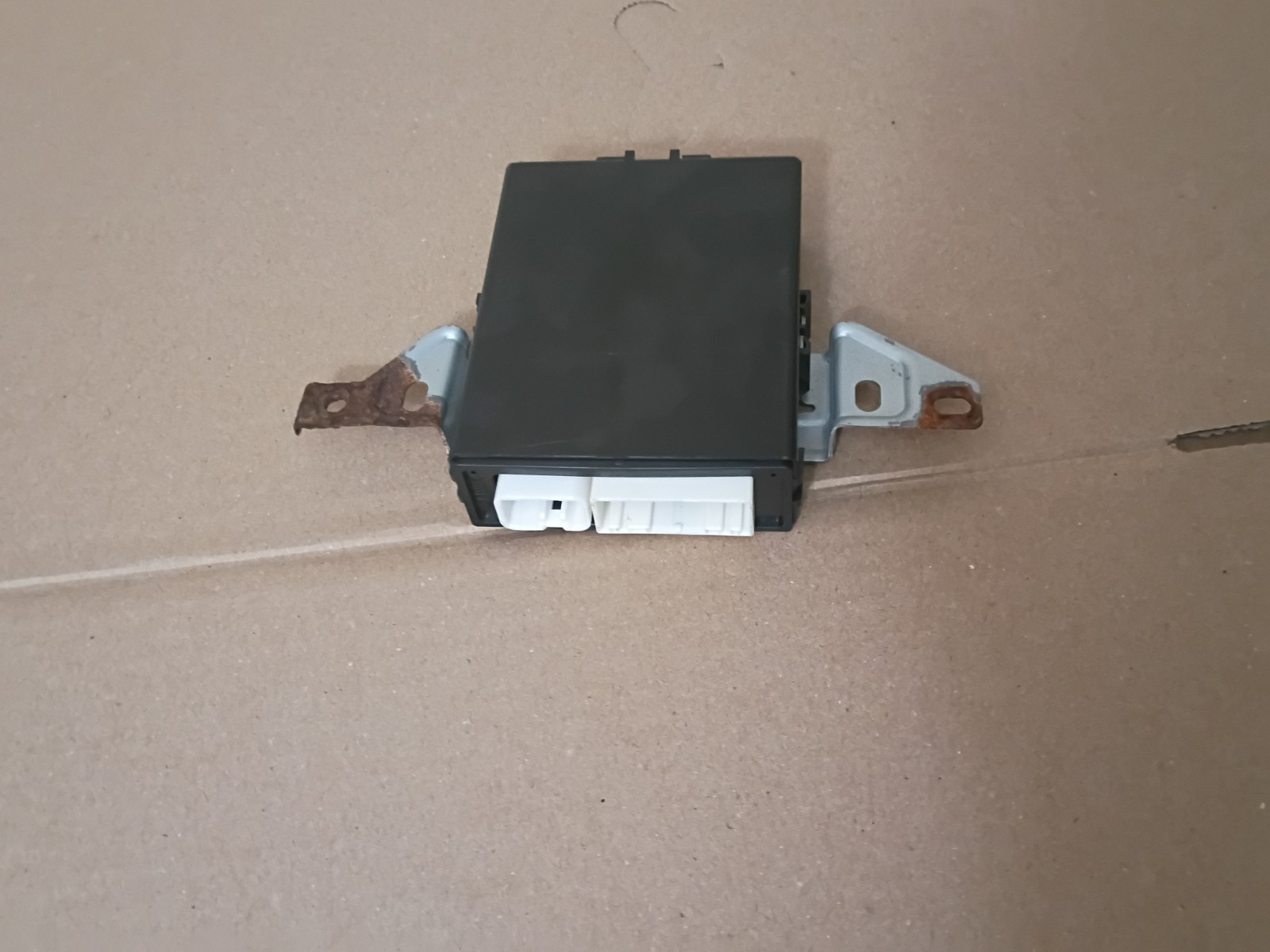 Used 2003-2008 Toyota 4runner Multiplex Network Door Computer P/n 89222 ...