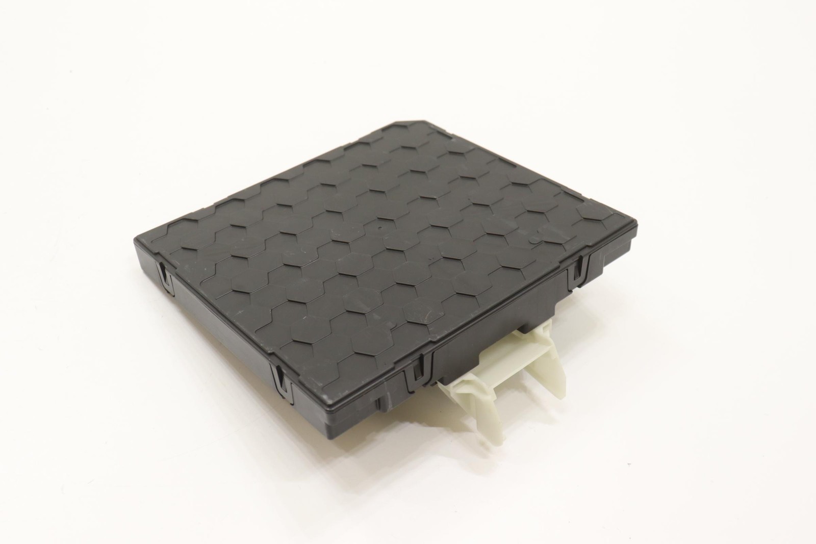 Used 2024-2025 - Volkswagen Atlas Bcm Body Control Module Unit Oem ...