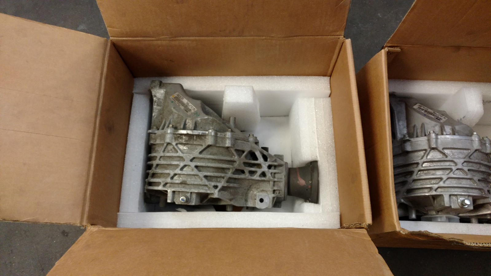 Used Maserati Ghibli Rear Axle Differential Oem 670009608 2014 - 2017 ...