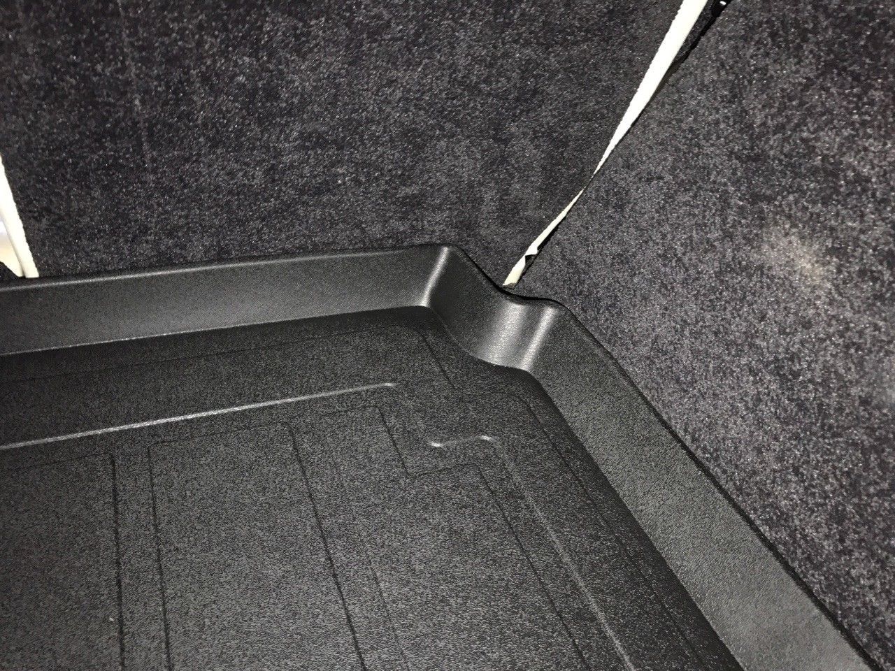 Used Rear Trunk Area Cargo Floor Tray Liner Mat For Land Rover Range ...