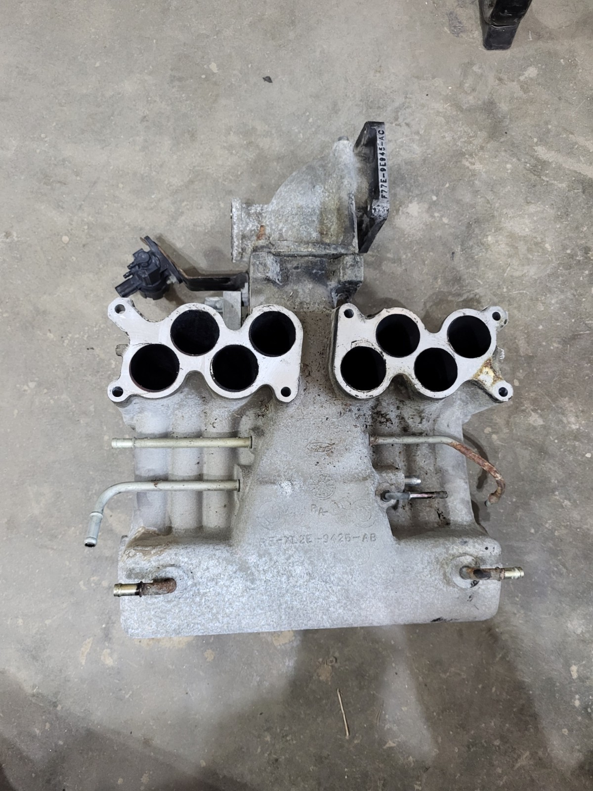 Used 2000 Ford Ranger Explorer 5.0 Liter V8 Upper Intake Plenum Oem for ...