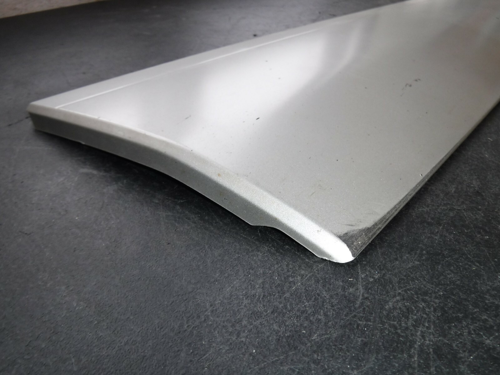 Used Buick Gm 08-16 Enclave Rear Door Body Side-lower Molding Trim Left ...