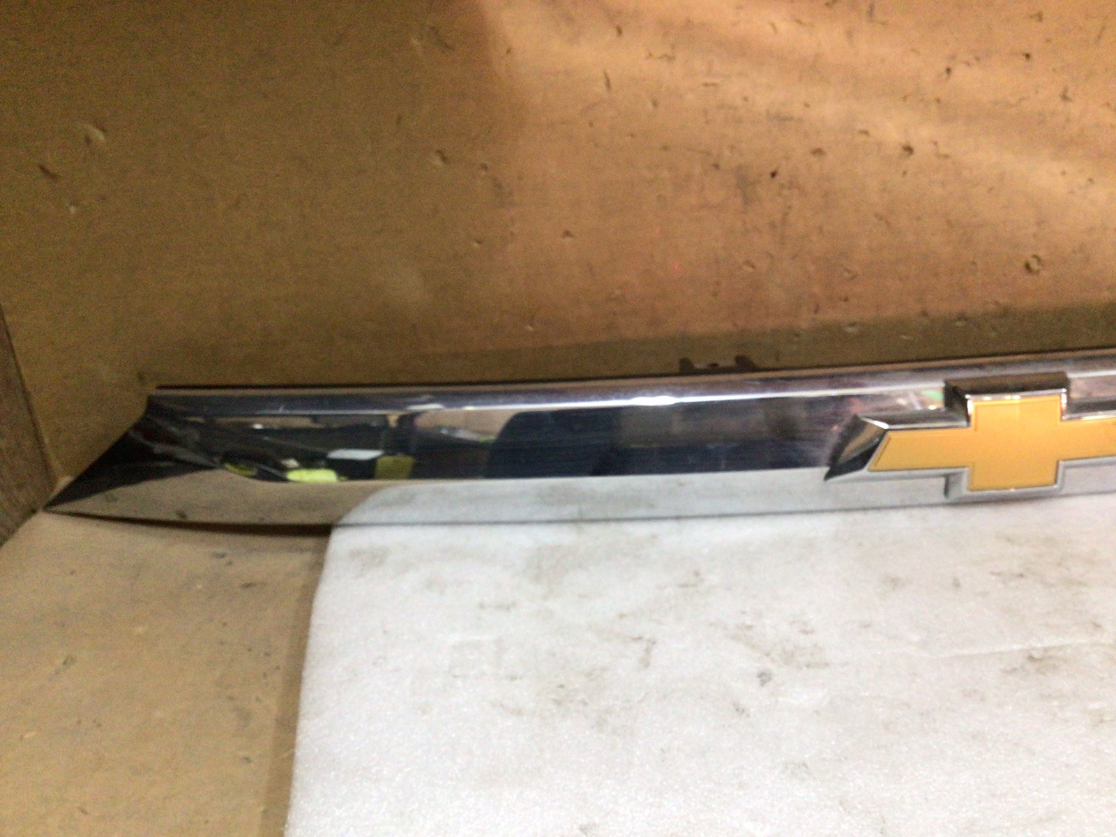 Used Oem 2018-2021 Chevrolet Traverse Rear Tailgate Molding Panel Trim ...