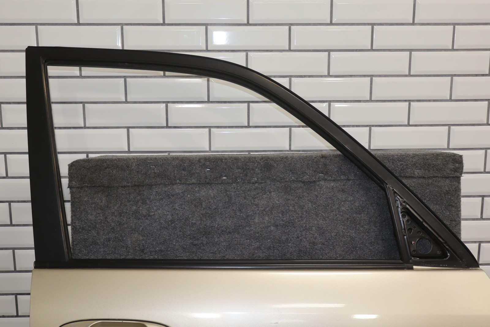 Used 1998-2007 Lexus Lx470 / Land Cruiser Right Passenger Front Door ...