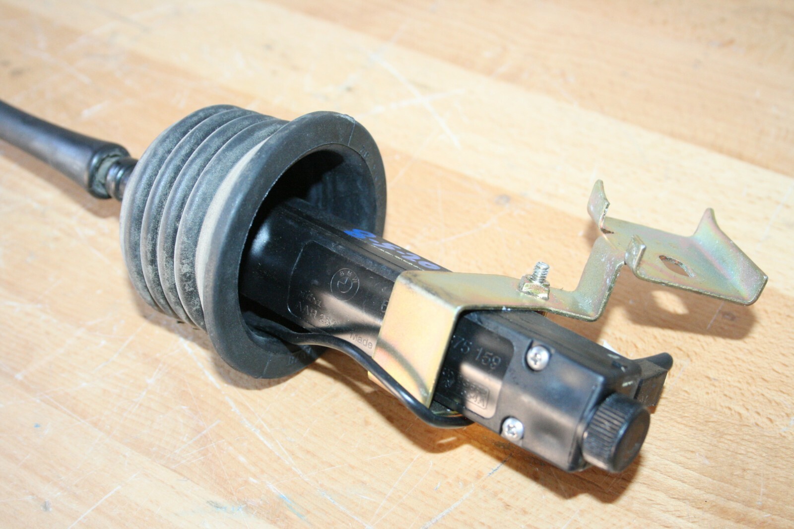 Used 1997 Bmw Z3 Roadster Convertible Radio Antenna & Mast for Sale ...