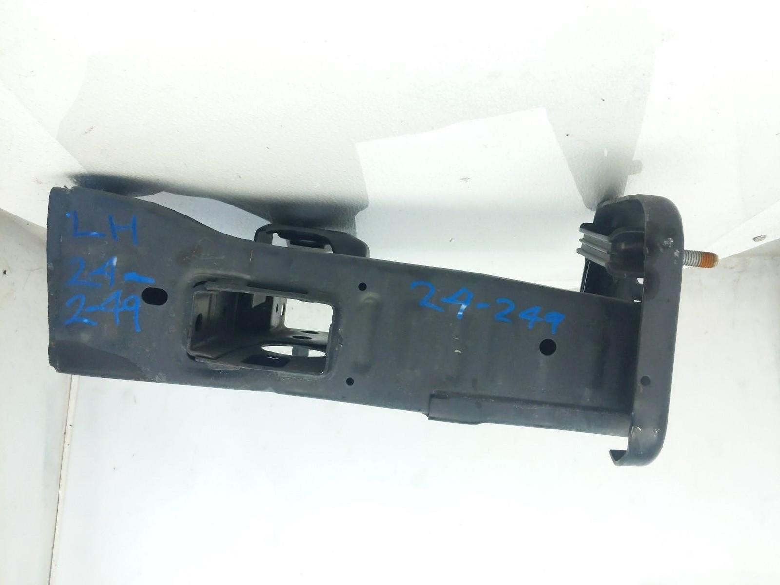 Used 2021-2025 Ford F-150 Front Driver Crossmember Rail Frame Cut Ml3z ...