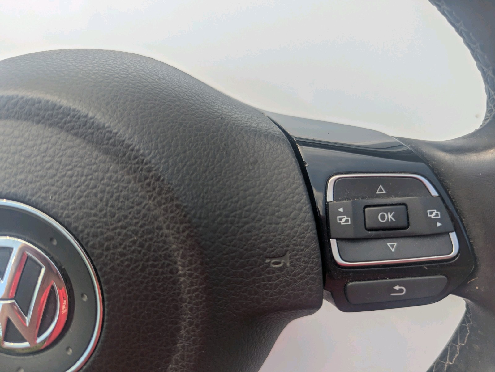 Used 2010-2014 Vw Mk6 Golf R Gti Tdi 6 Speed Flat Bottom Steering Wheel ...