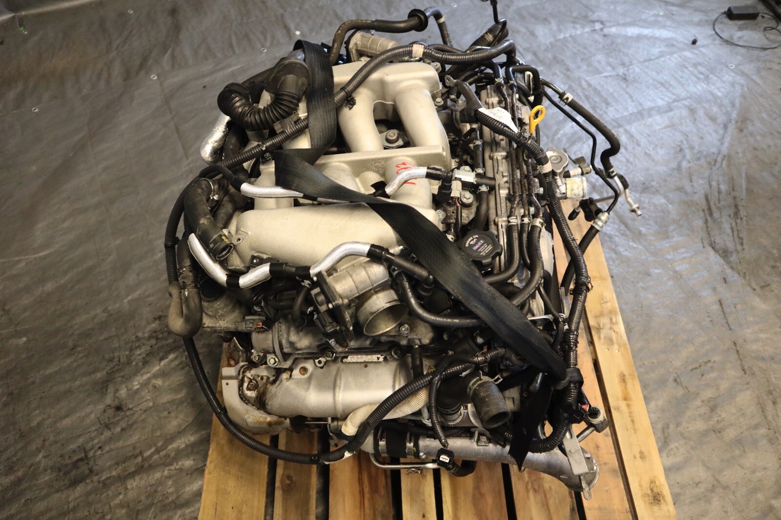 Used 2009 Nissan Gt-r R35 Gtr Vr38 3.8l Oem Turbo Engine Motor Assy ...
