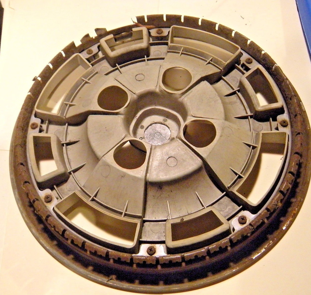 Used 1978 Datsun 280z Hub Cap for Sale | Datsun 280z Hub Cap 78