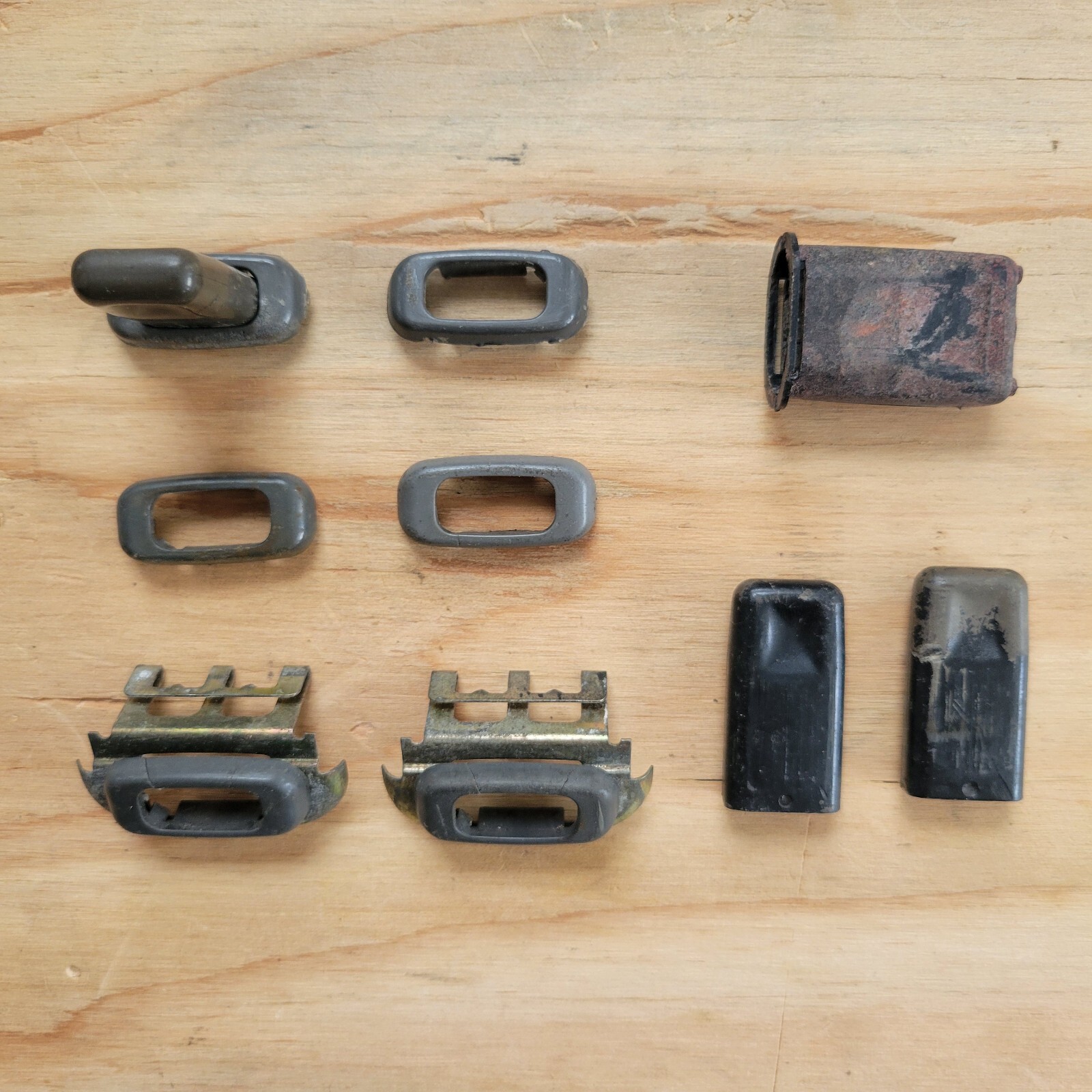 Used 84-88 Toyota Pickup 1989 4runner Oem Lh & Rh Front Door Lock Tab W ...