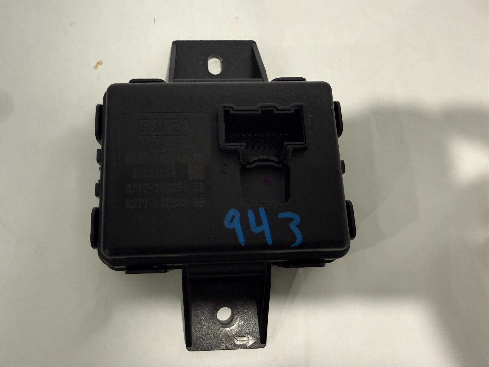 Used 2024-2025 Lincoln Nautilus Body Computer Control Module Bcm Unit ...