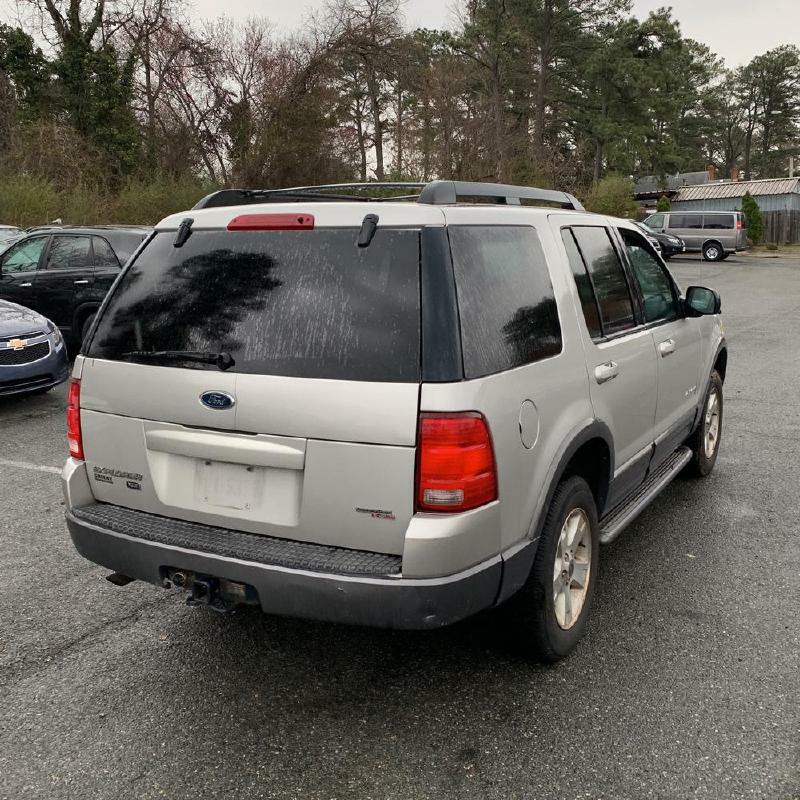Used 2002-2005 Ford Explorer Rear Axle Differential Carrier 3.73 Ratio ...