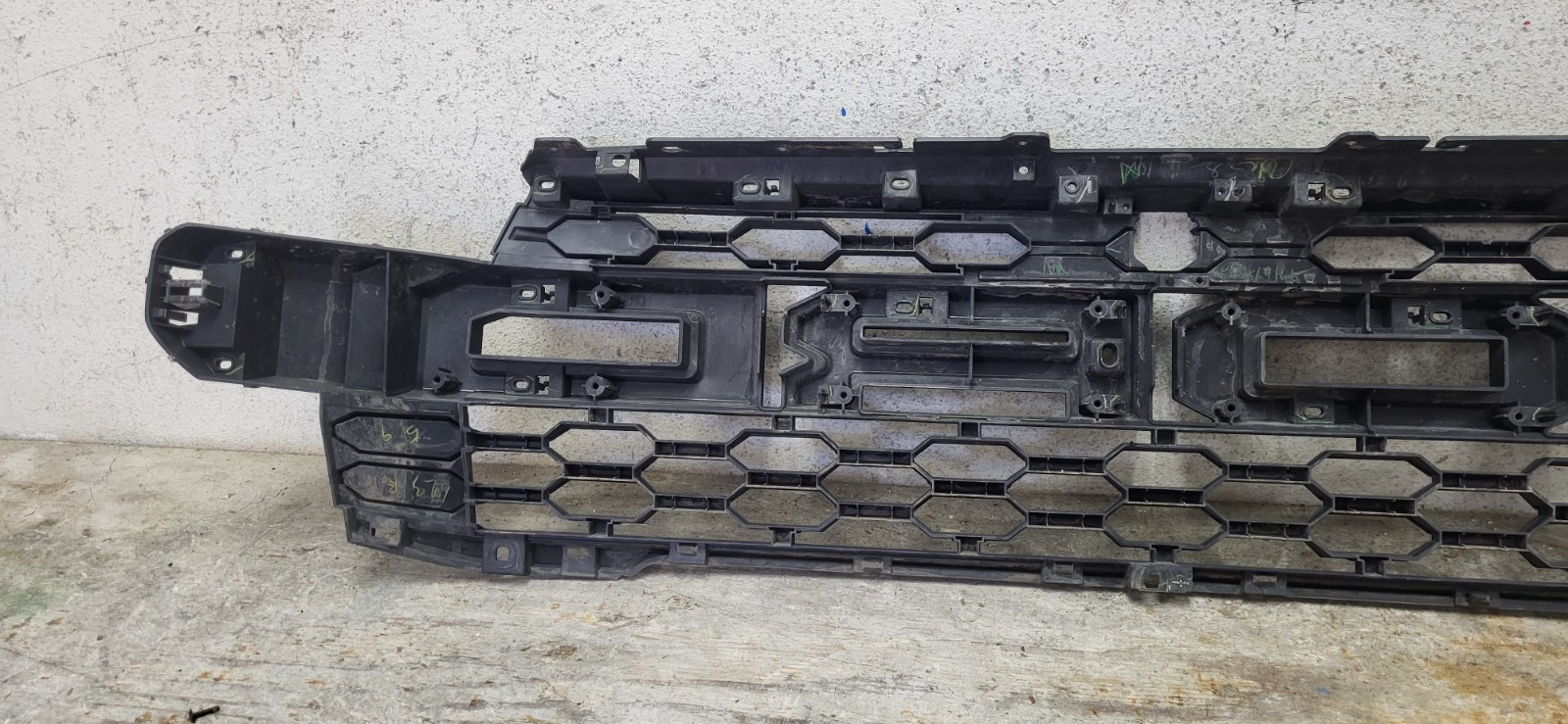 Used 2024-2025 Ford Ranger Raptor Grille Oem dc8394 for Sale | 2024 ...