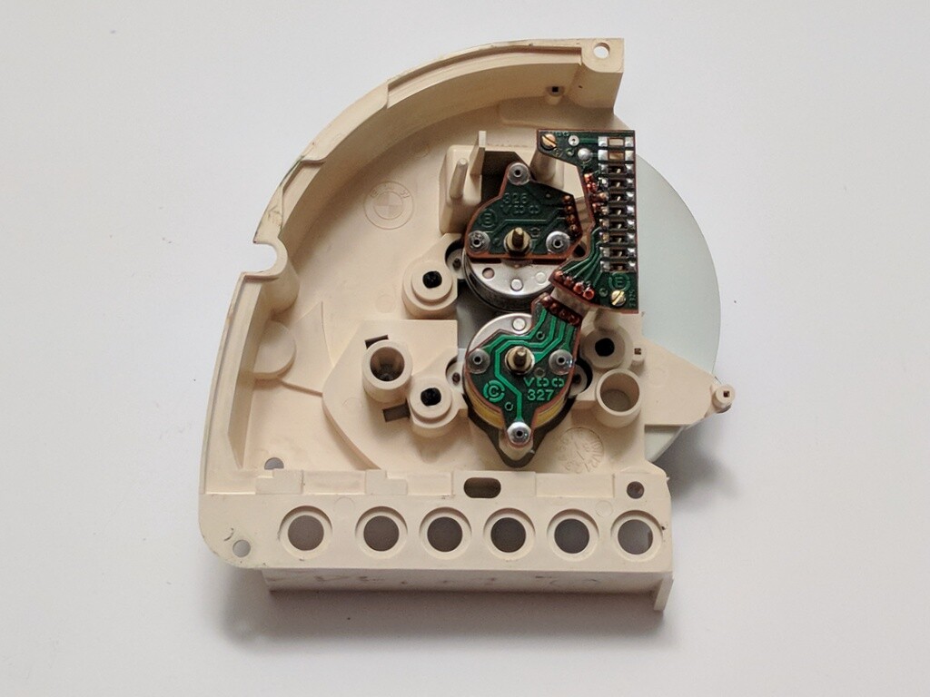 Used Genuine Bmw E28 Tachometer With Econometer. Goes Up To 6k Rpm ...