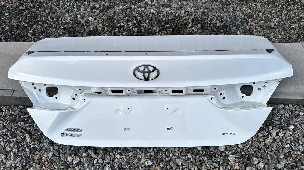 Used 2025-2026 ‼️ No Shipping ‼️ White Toyota Camry Trunk Lid for Sale ...