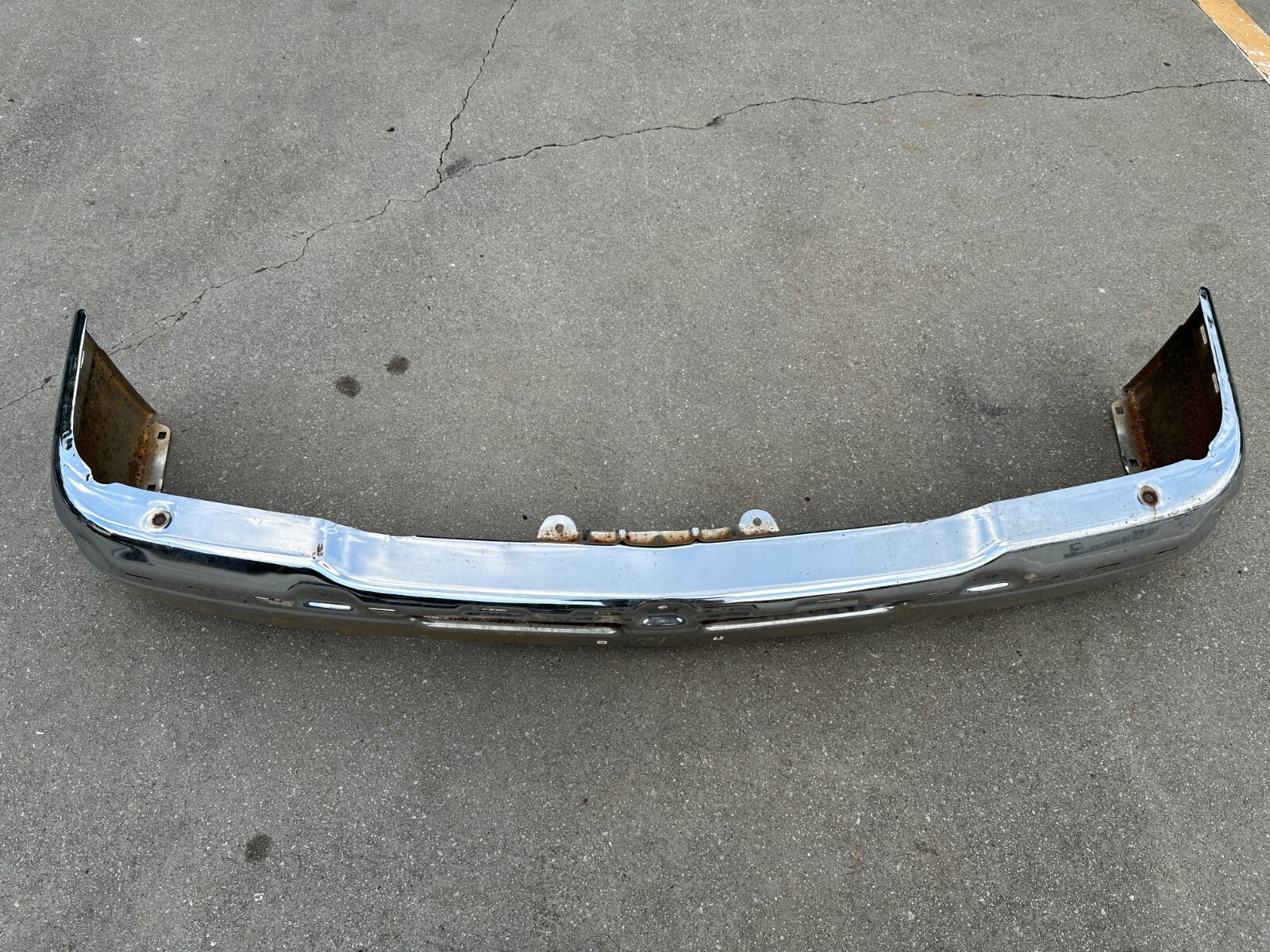 Used 2003-2006 Chevrolet Silverado 1500 Front Chrome Bumper Cover Oem ...