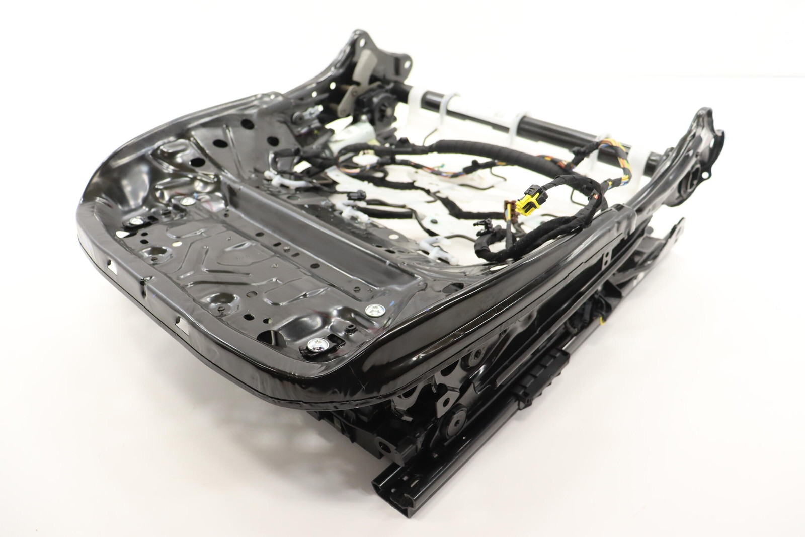 Used 2019 2026 - Bmw 330i G20 Front Right Side Lower Seat Track Frame ...