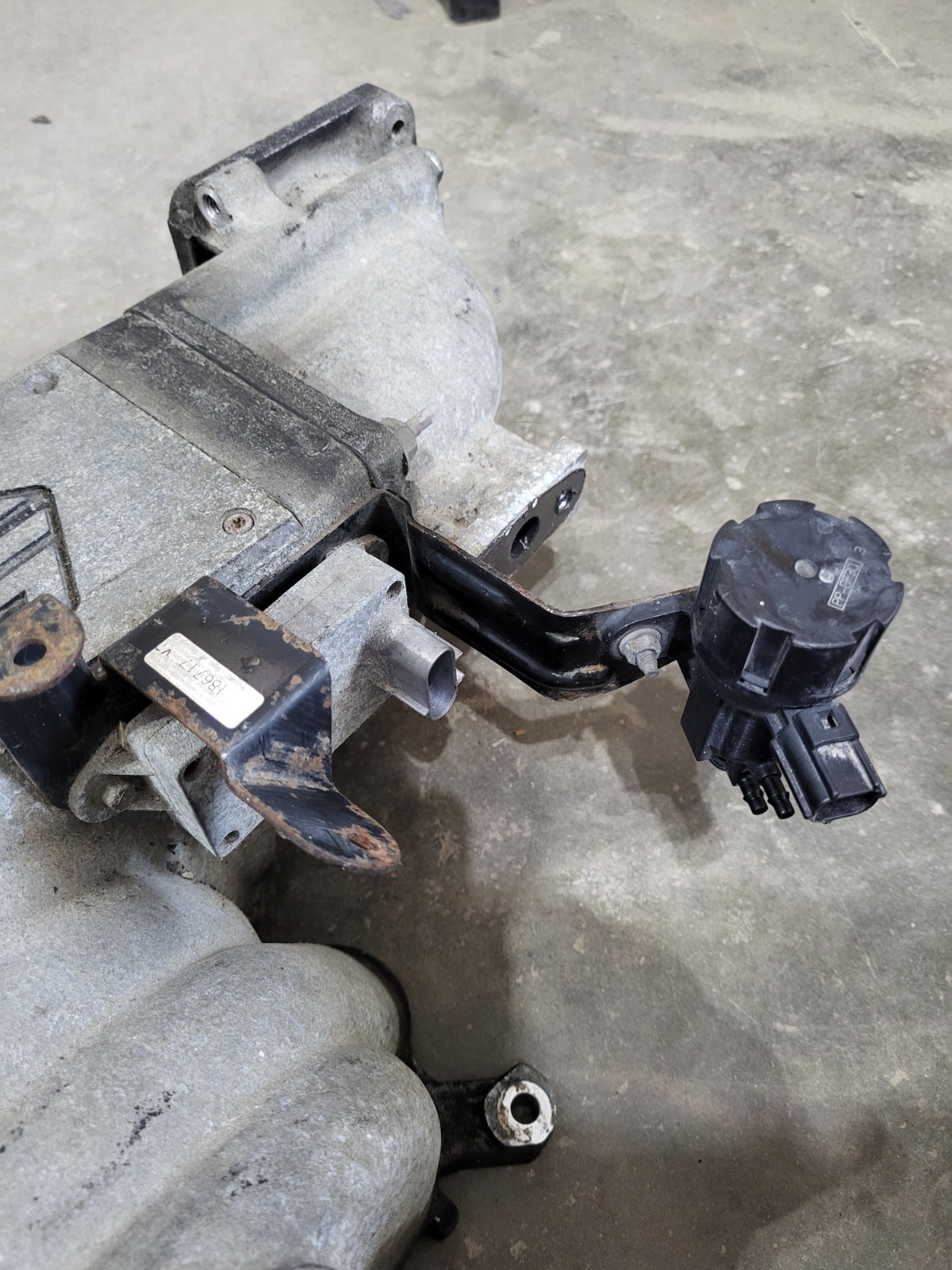 Used 2000 Ford Ranger Explorer 5.0 Liter V8 Upper Intake Plenum Oem for ...