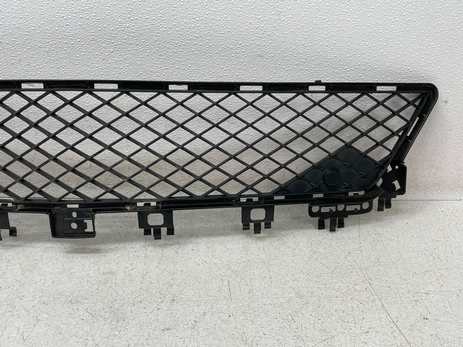 Used 2013-2016 Mercedes Benz Gl450 Gl550 Front Lower Bumper Grille Trim ...