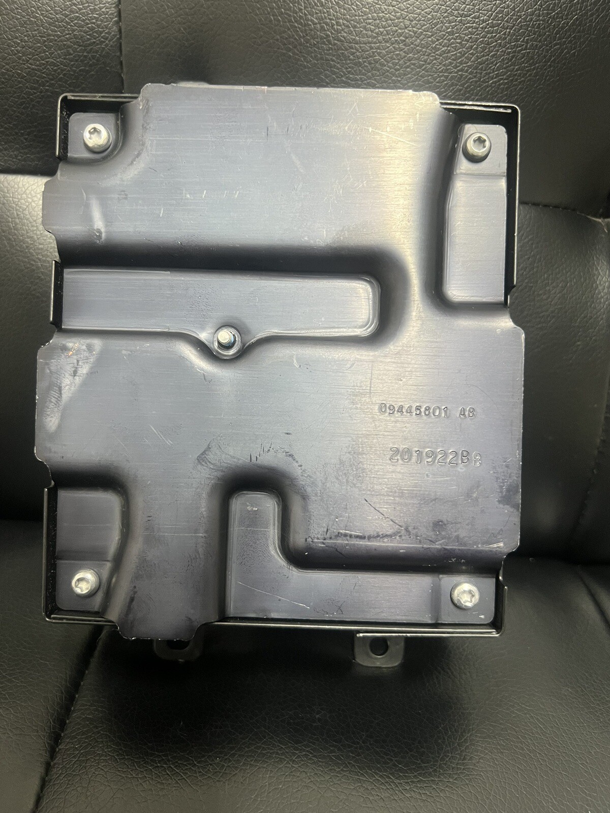 Used 19-23 Ram 1500-3500 Power Inverter Converter Module Oem 68302053ae ...