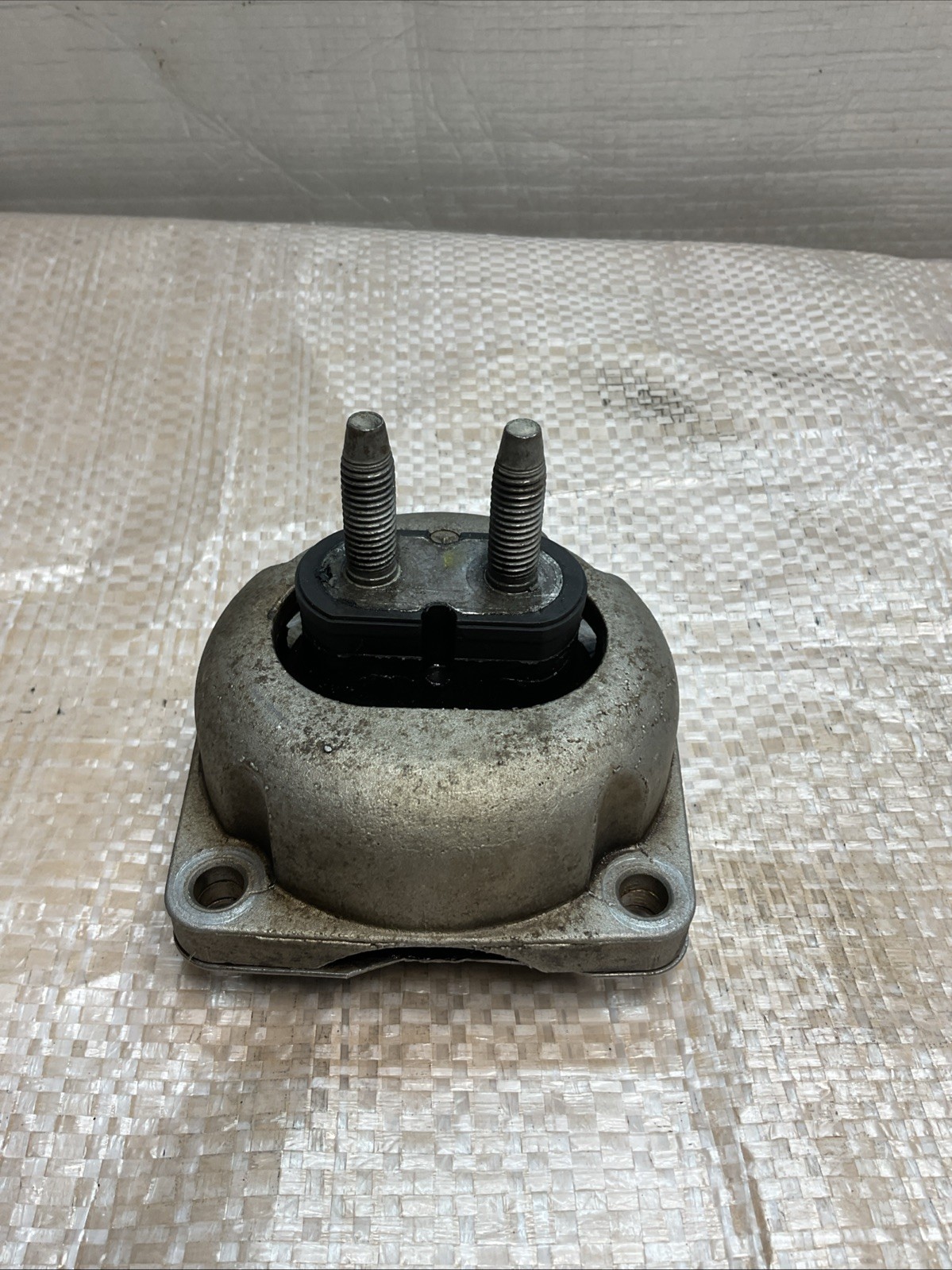 Used 2020-2025 Mercedes Gle Gls Transmission Mount Bracket A1672406200 ...