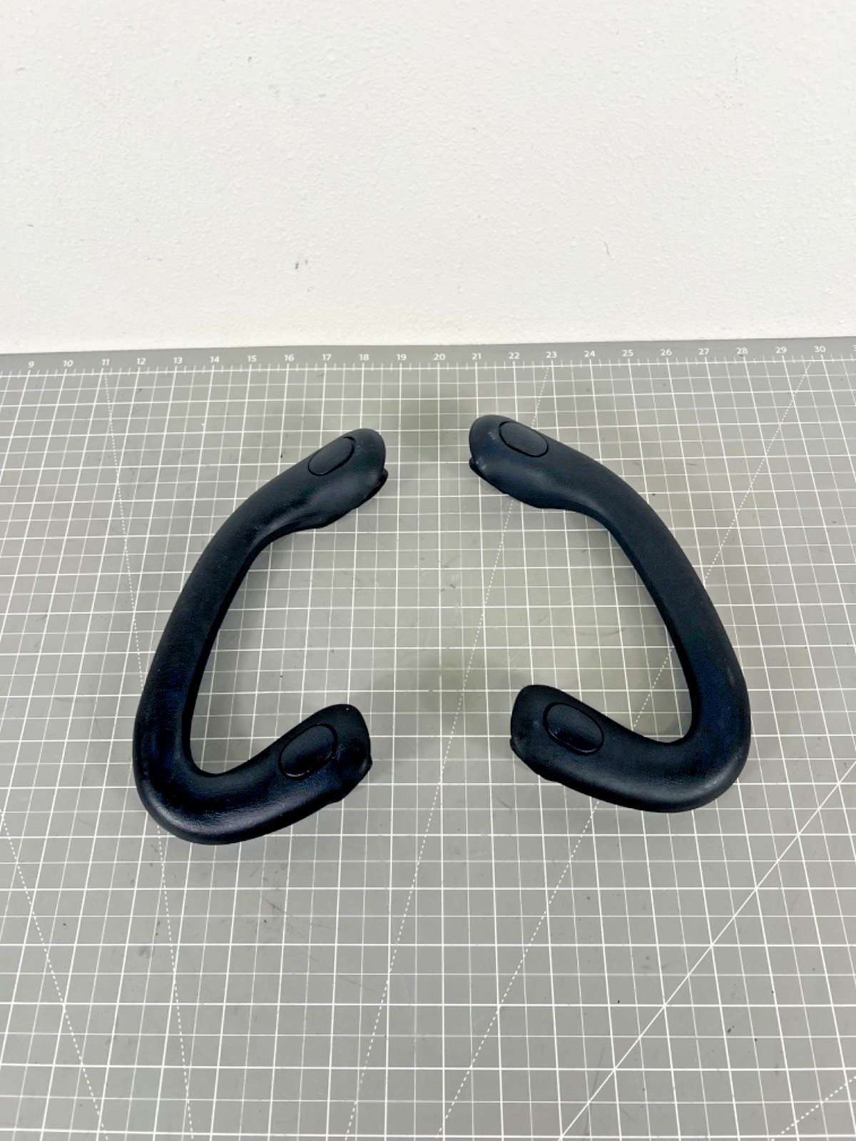 Used 2001-2003 Harley Davidson F150 Rear Upper Passenger Grab Handles ...